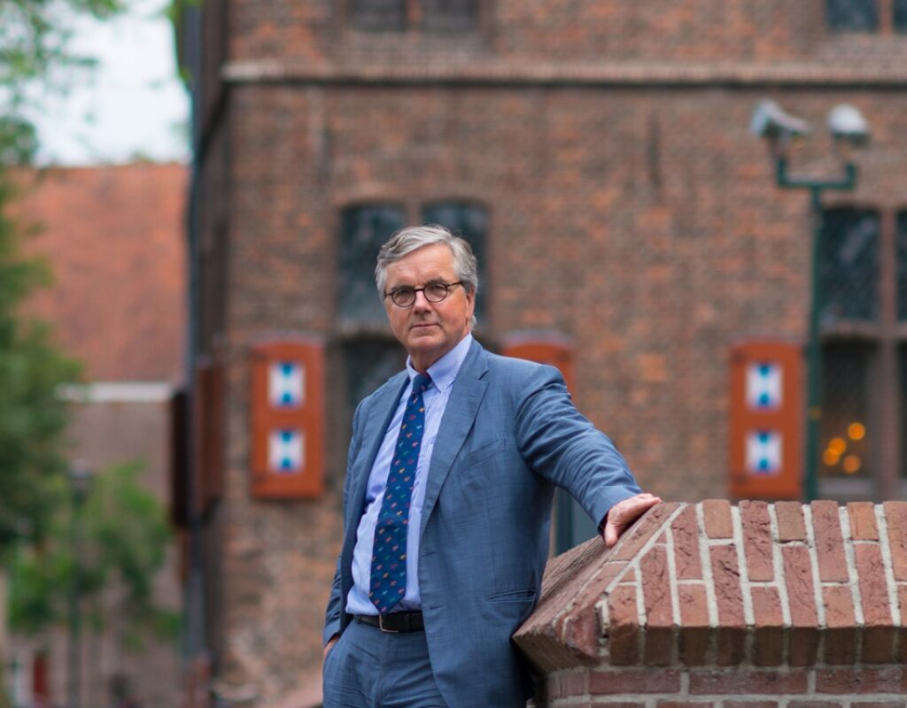 Jan-Michiel Hebly | Advocaat Bouw- en Aanbestedingsrecht | Benthem ...